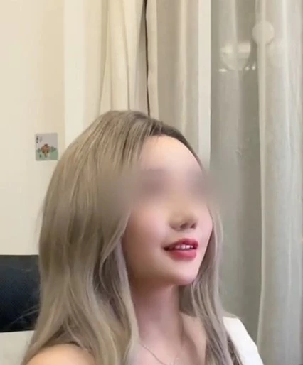 yooheejade（Couple love）-辛苦工作后和老板的交易2V,1.12G – 小鲁分享网